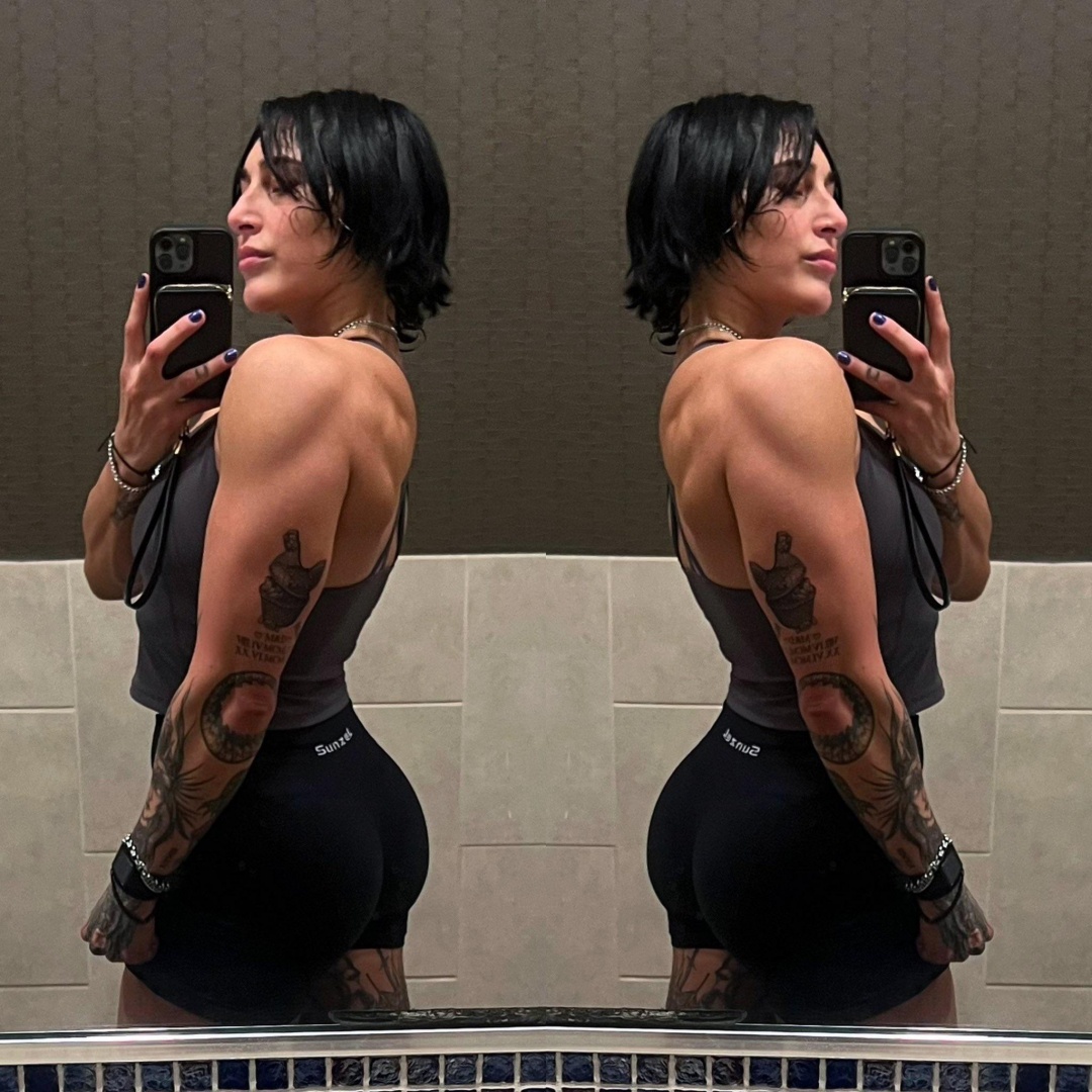 Rhea Ripley reacts to a fan who tried to touch her at WWE event - News