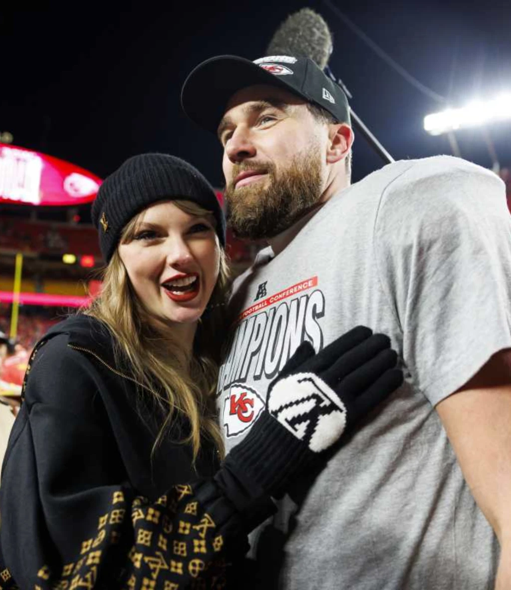 'Does anyone find it odd that Taylor goes to all of Travis' games but ...